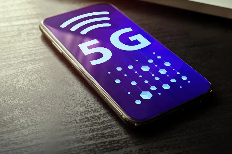 The Best 5G Phone In 2025 | A Full Guide